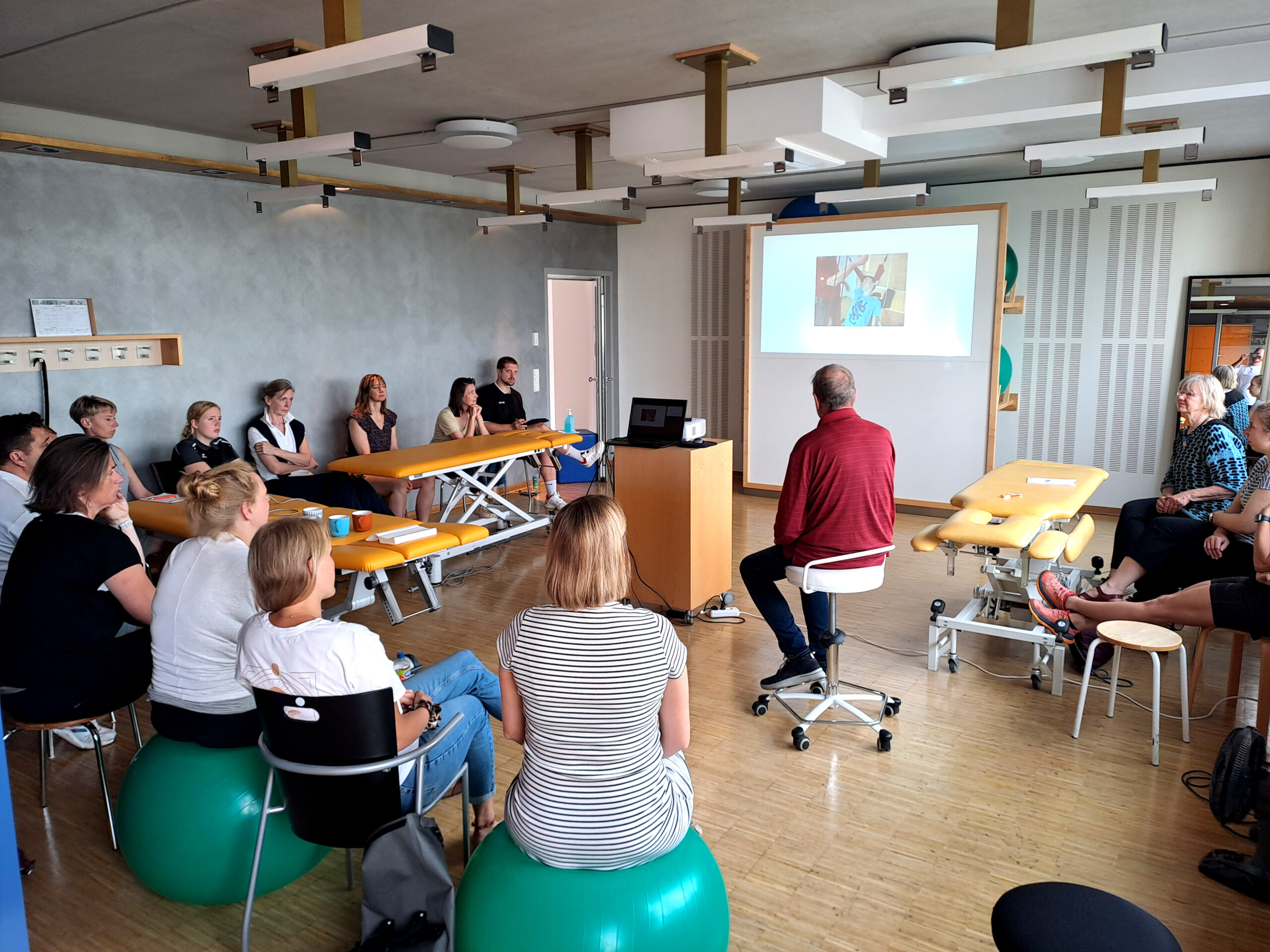 Fortbildung mit dem Entwickler der Neurac®-Therapie Gitle Kirkesola ...